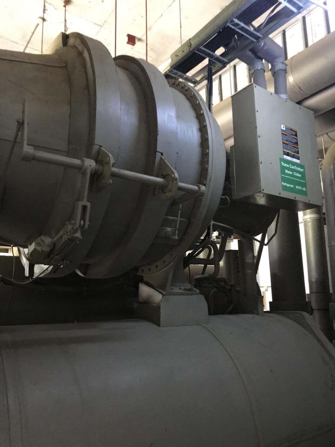 Water Cooled Chiller ” Trane ” 2012 Cooling Cap. 550 Tons | Chiller ...