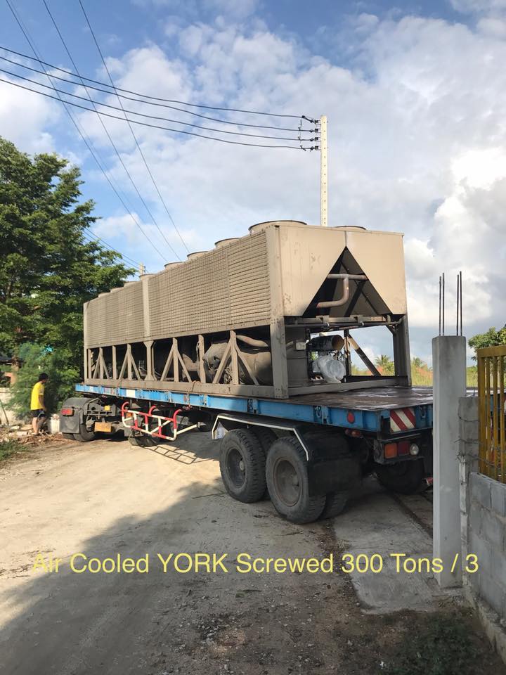Air Cooled Chiller “York” Cooling Cap. 1054.8 kW | Chiller Trading ...