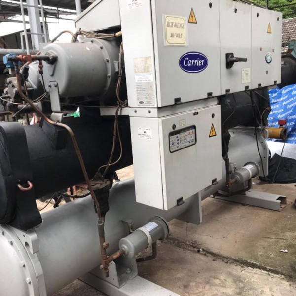 Water Cooled Chiller ” Carrier ” 2002 Cooling Cap. 120 Tons | Chiller ...